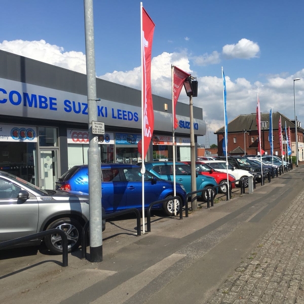 Forecourt Flags | Advertising Flag Displays | Single or Double Sided