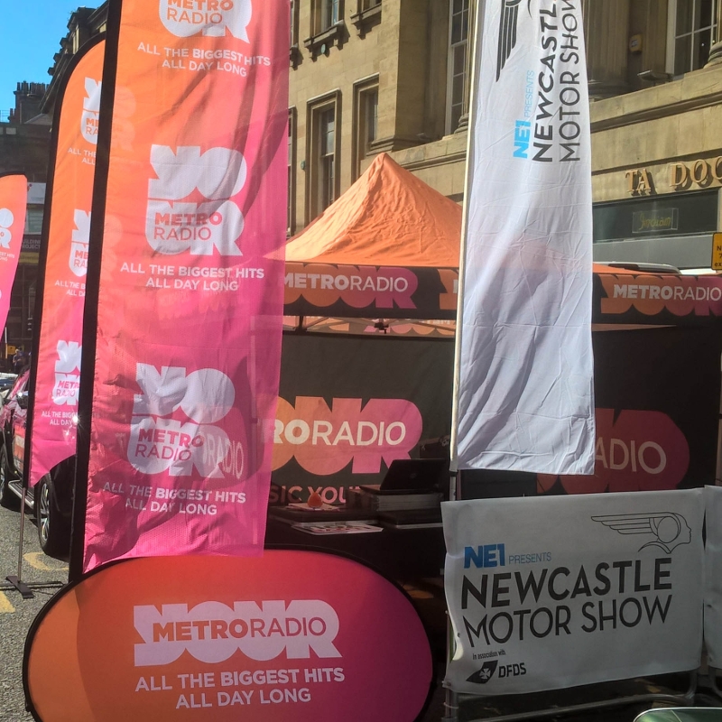 Pop Out Banners | Pop Out Banner Printing | Flags and Banners